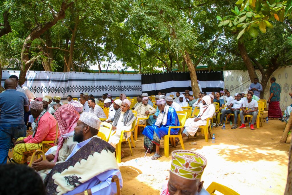 WG Kenya Aadan Ducale oo ka qeybgalay xaflad maktabad lagu furayo | Daruur